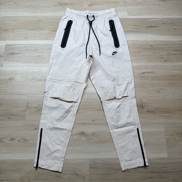 Nike | Pants | Nike Tech Woven Pants Mens Size Small Hm82414 Light ...